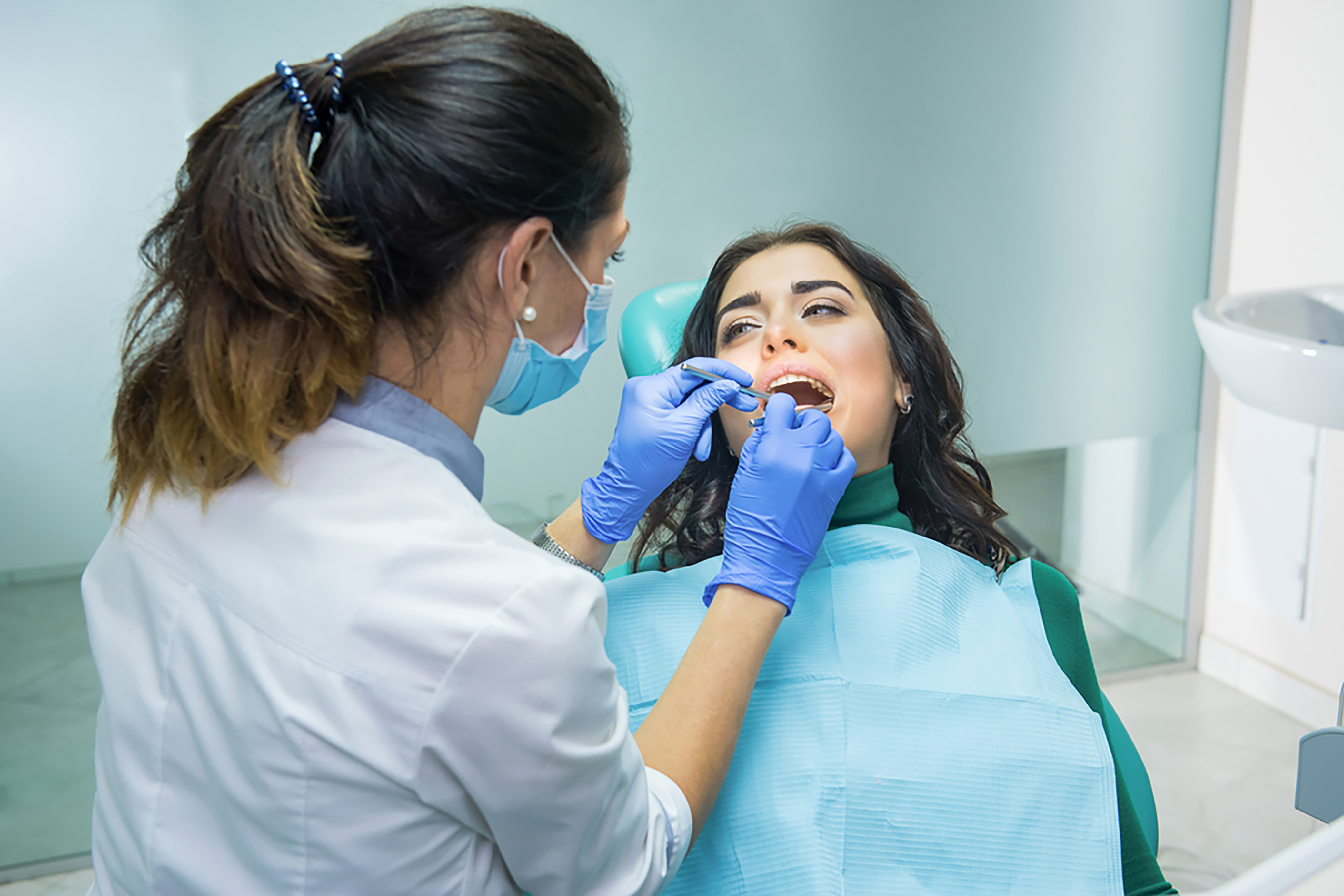 5 Reasons Why a Tooth Extraction is Necessary - Albany Dental